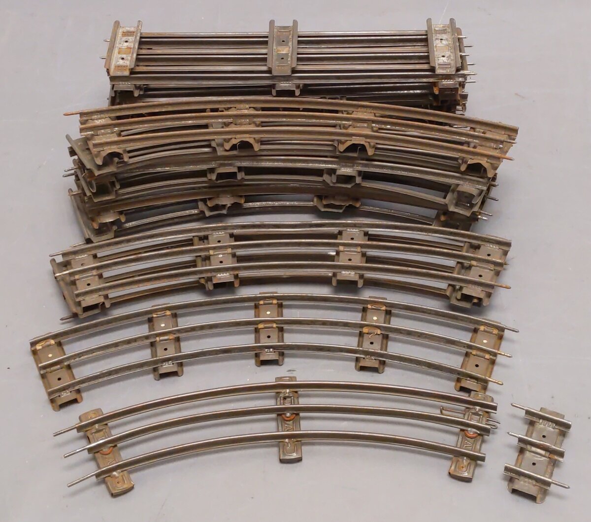Ives Vintage Std Gauge Assorted Straight & Curved Track Sections [21 ...