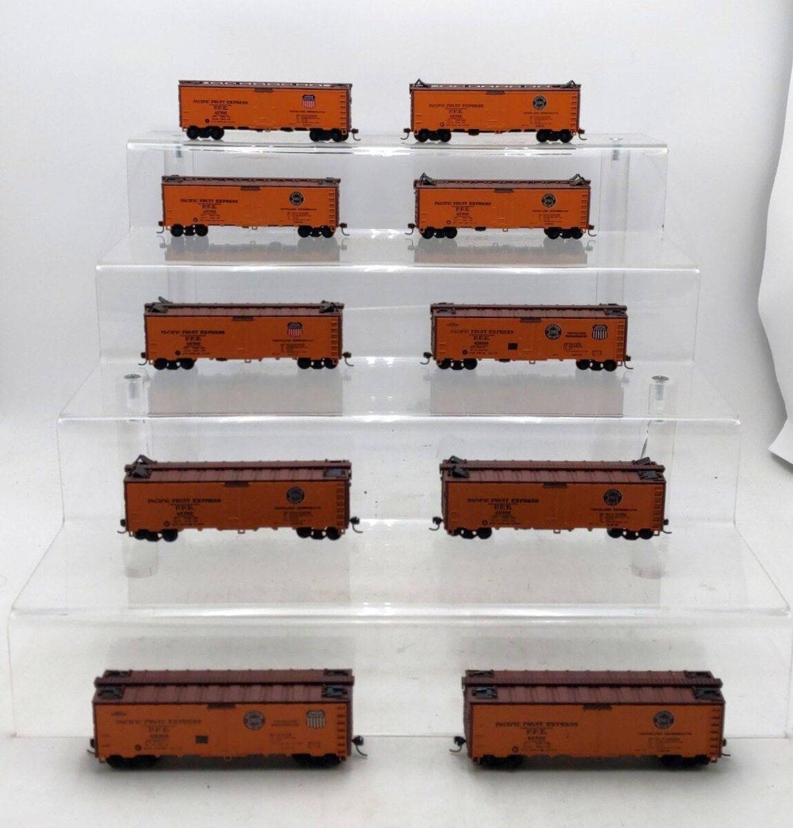 Athearn HO Scale Assorted Union Pacific Freight Cars [10] VG – Trainz