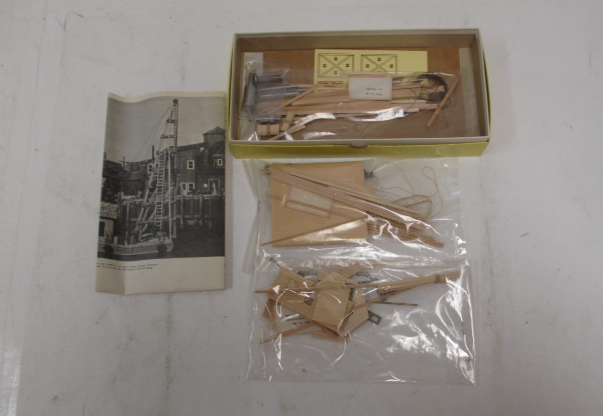 Fine Scale Miniatures 105 HO Scale Pile Driver Laser-Cut Building Kit ...