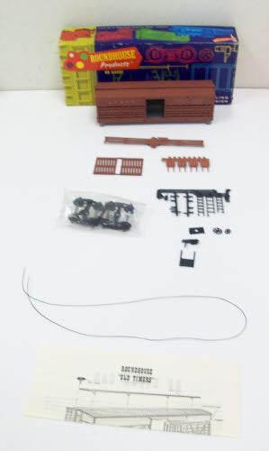 Roundhouse 3265 HO AT&SF 36' Stock Car Random Road Number Kit – Trainz