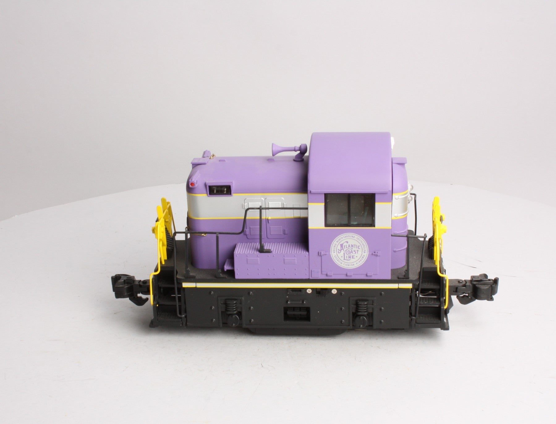 Aristo-Craft 22513 G Atlantic Coast Line Alco Lil' Critter Diesel Loco ...