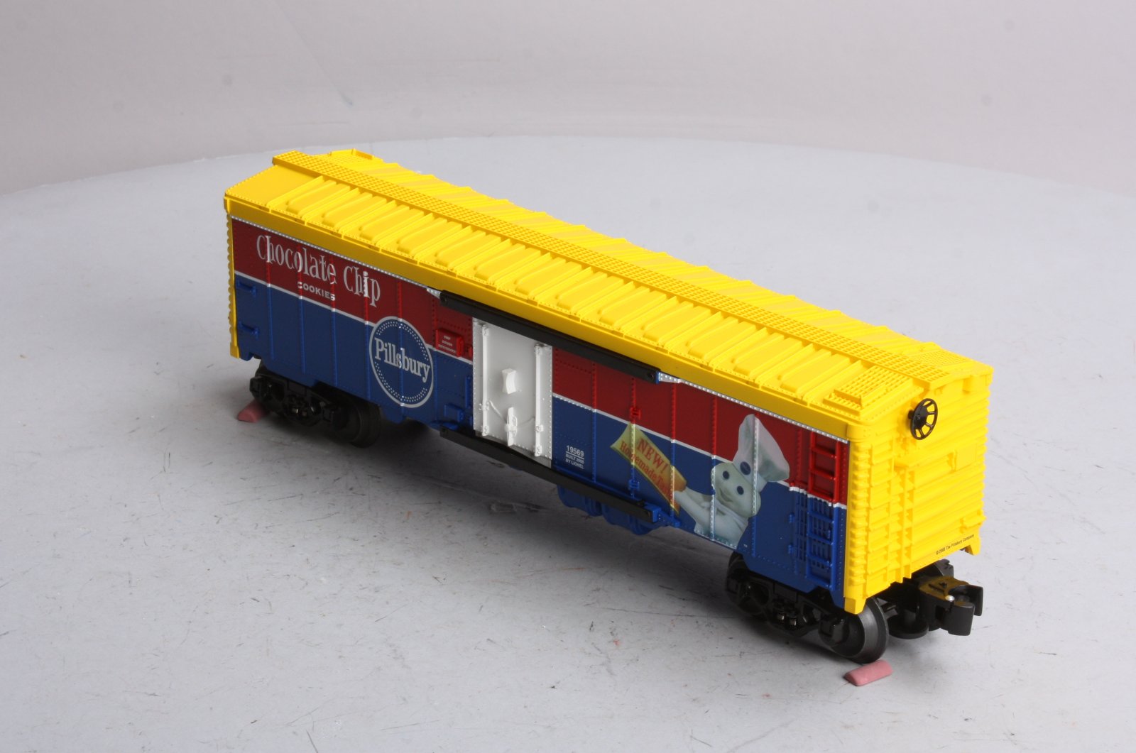 Lionel 6-19569 O Gauge Pillsbury Reefer Car #19569 – Trainz