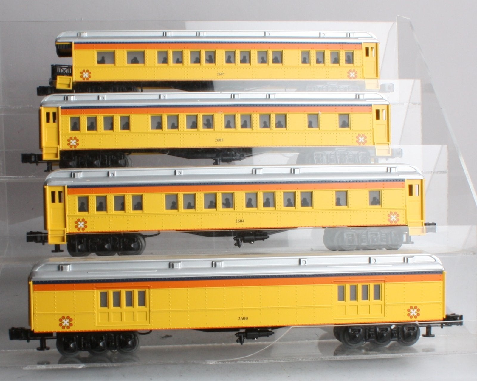 Williams 43453 Chessie 60 Ft. Madison Passenger Car Car (Pack of 4 ...