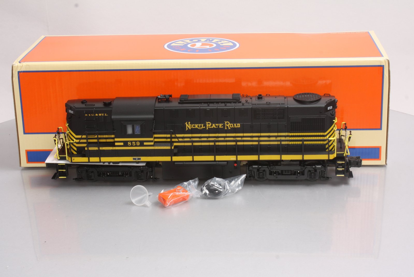 Lionel 6-38461 Nickel Plate Road RS-11 Diesel Locomotive #859 – Trainz