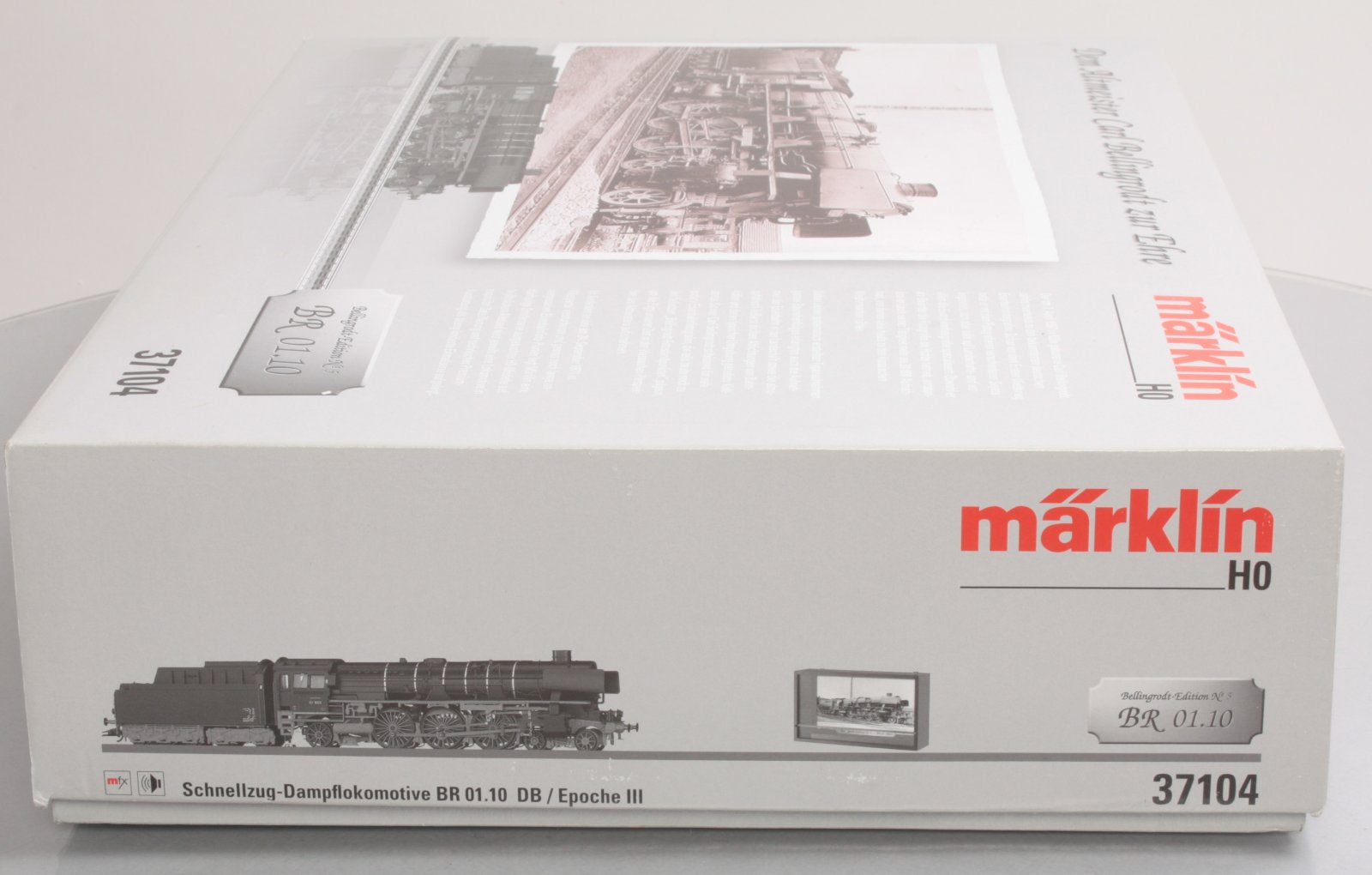 Marklin 37104 1.10 (DB) Express Steam Locomotive – Trainz