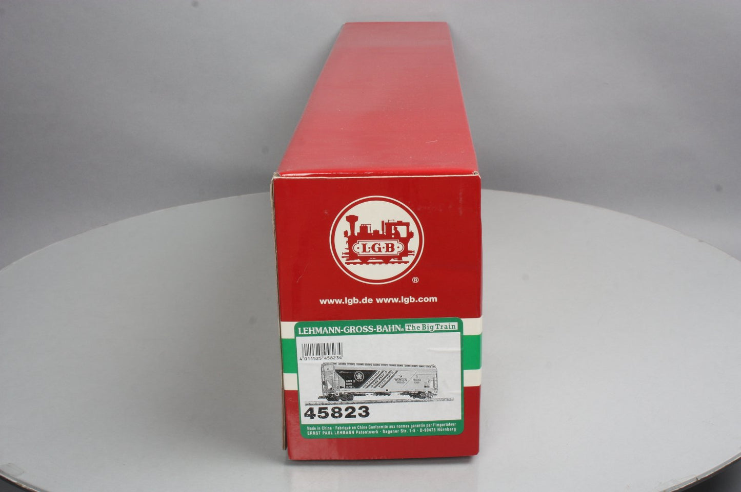 LGB 45823 G Scale Hostess Center Flow Hopper – Trainz