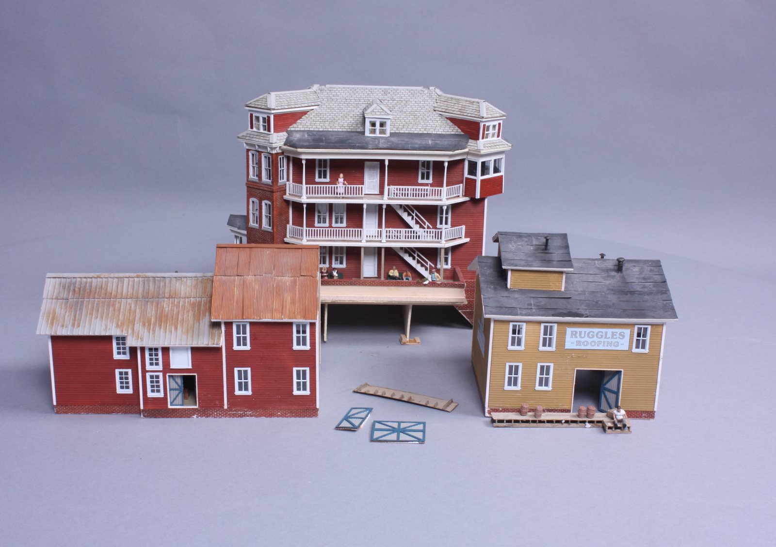 South River Modelworks 350 HO Assembled O.V.Hooker & Son Buildings – Trainz