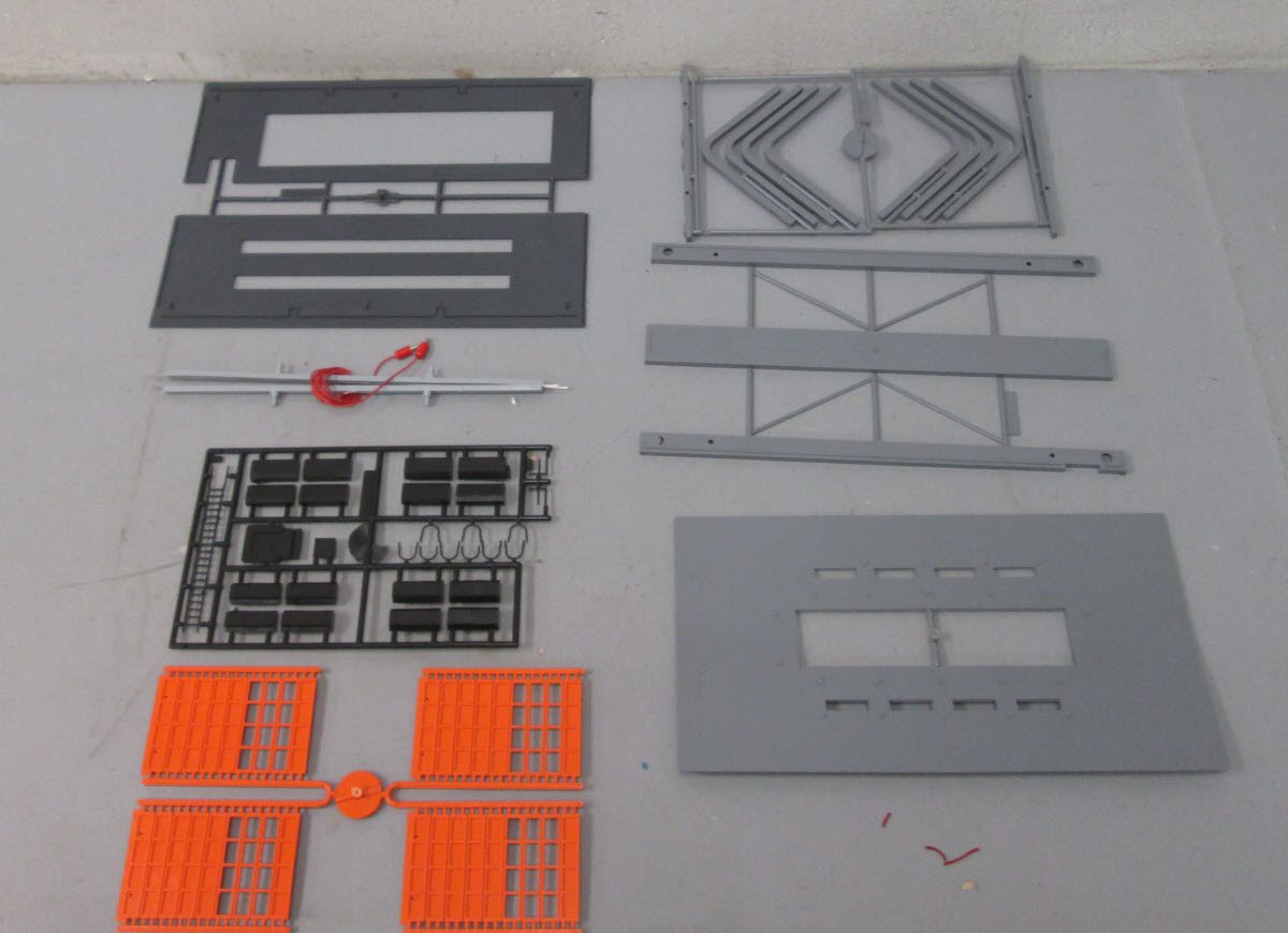 Marklin 7289 HO Scale Locomotive Shed Building Kit – Trainz