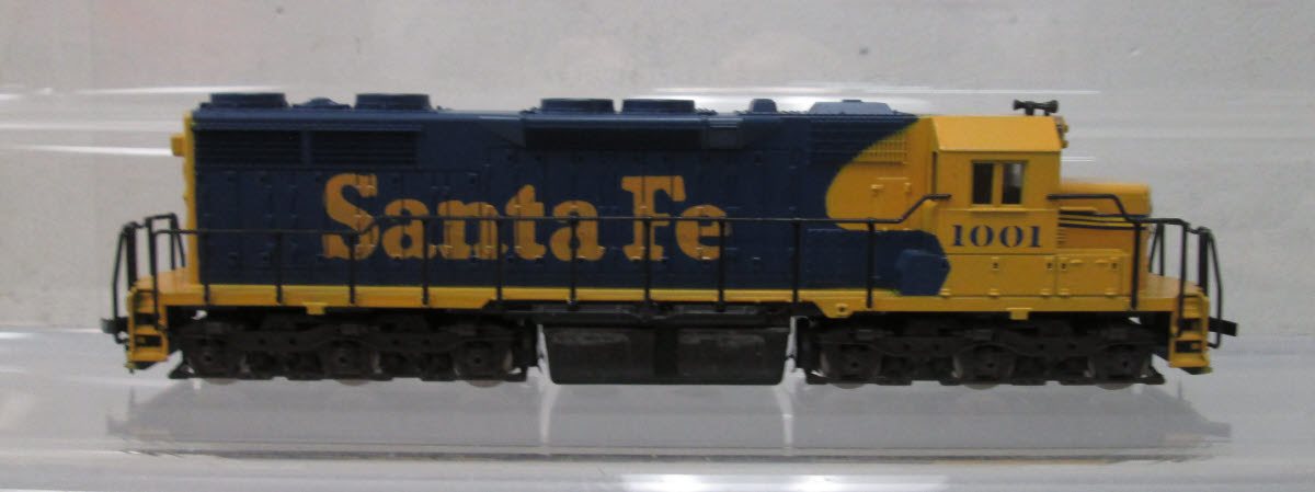 Atlas 7011 HO Scale Santa Fe SD35 Powered Diesel Locomotive #1001-DC ...