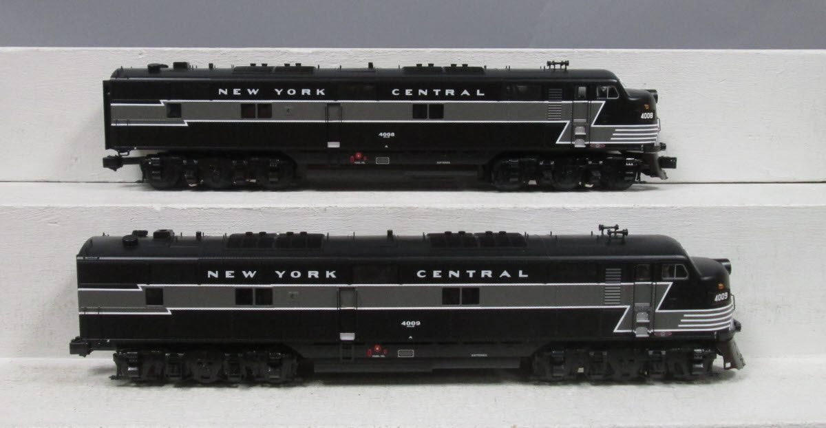 Lionel 6-24579 O New York Central E7 AA Powered Diesel Locomotive Set ...