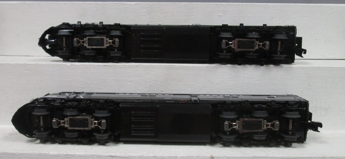 Lionel 6-24579 O New York Central E7 AA Powered Diesel Locomotive Set ...