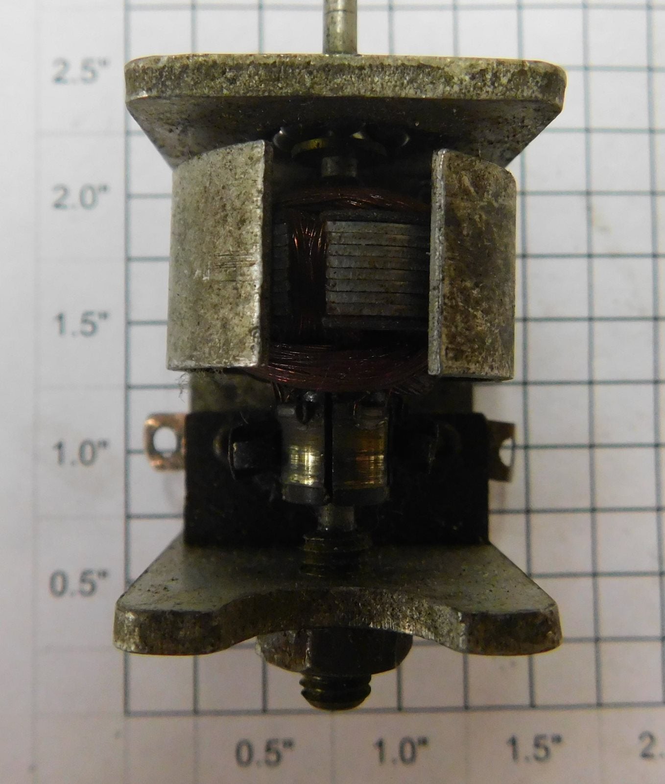 Acme 1000-X1355 HO Open Frame Motor – Trainz