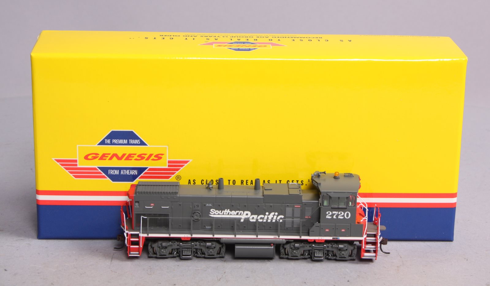 Athearn G66092 HO Southern Pacific MP15-AC Diesel Locomotive #2720 – Trainz