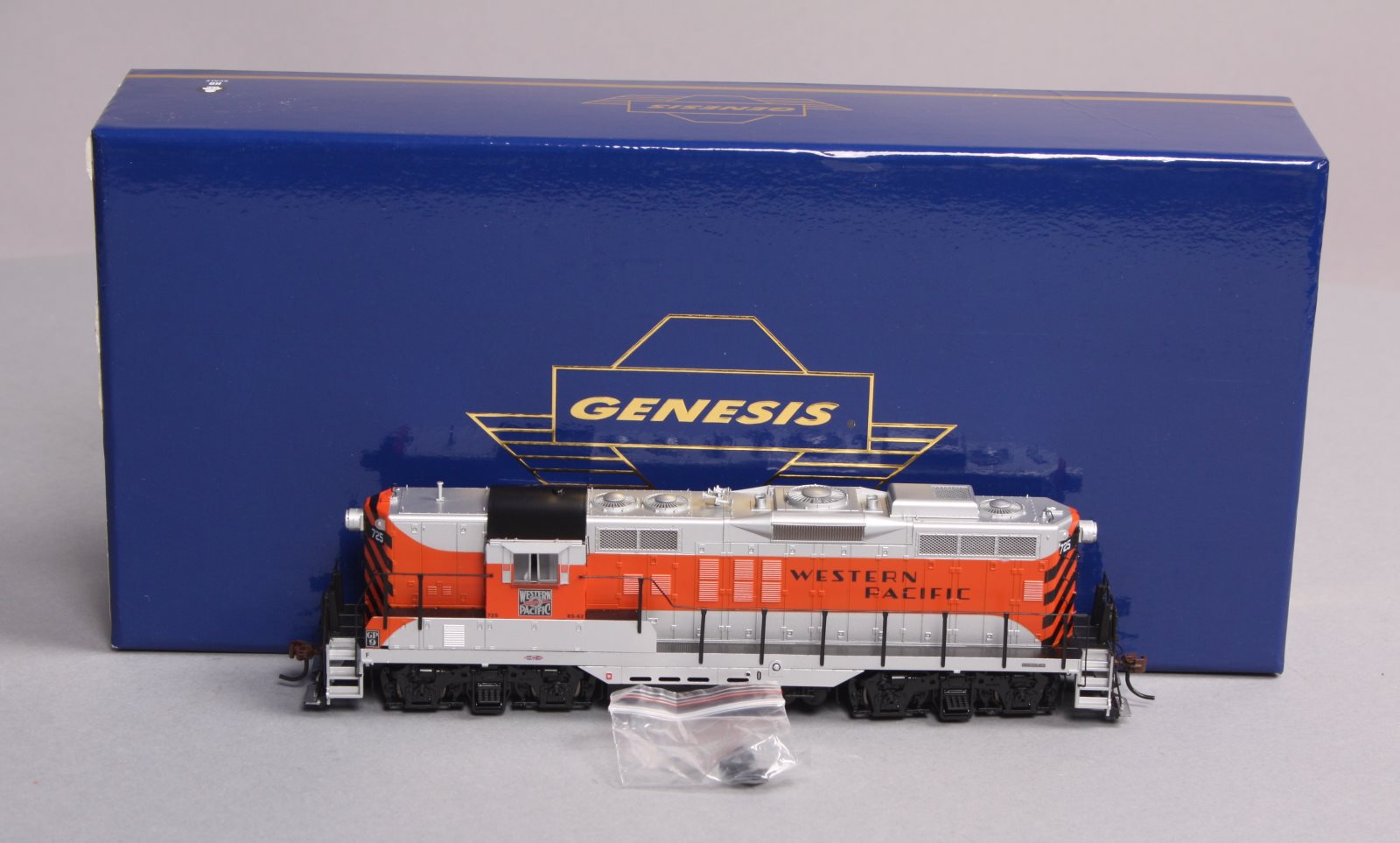 Athearn G62447 HO Western Pacific GP9 Diesel Locomotive #725 – Trainz