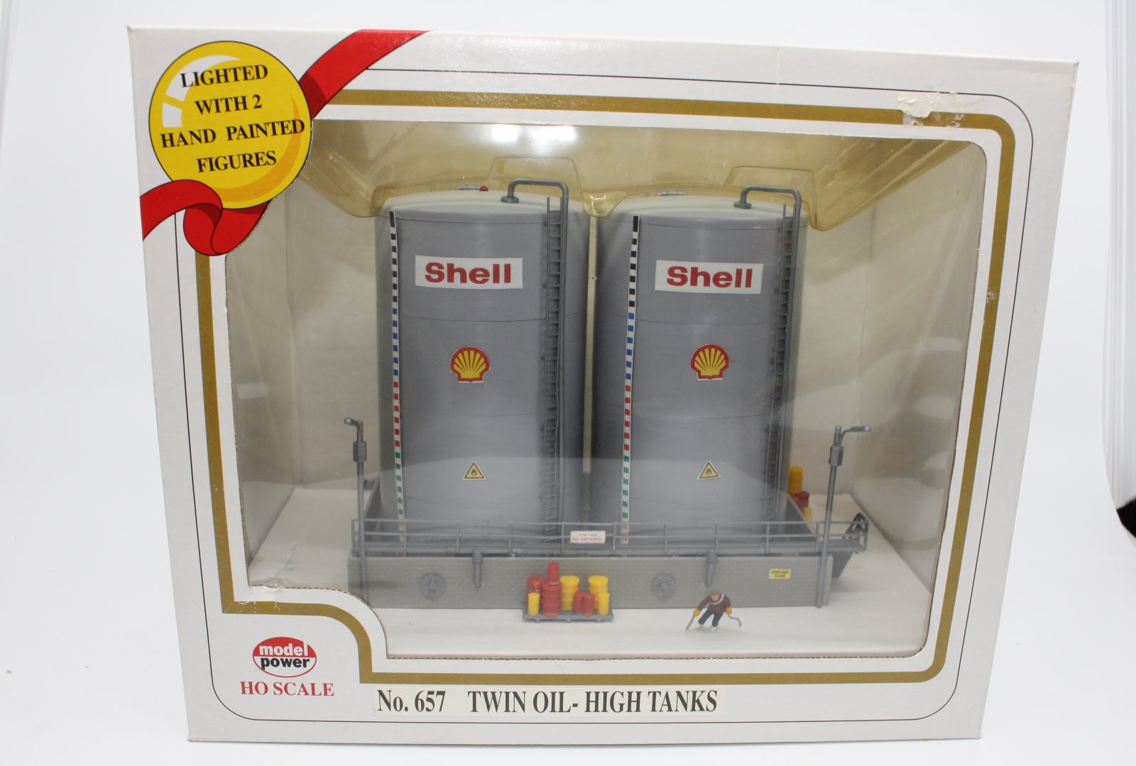 Model Power 657 HO Twin Oil-High Tanks Built Up – Trainz