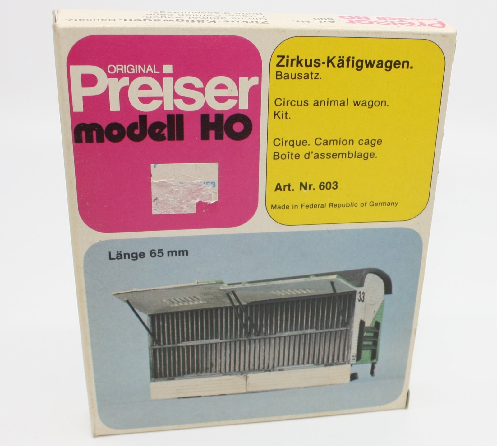 Preiser 603 HO Circus Animal Wagon Plastic Model Kit – Trainz