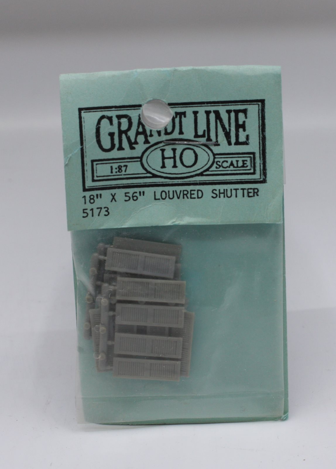 Grandt Line 5173 HO 18" X 56" Louvred Shutter – Trainz