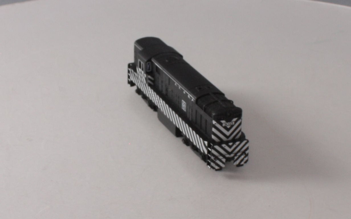 Bachmann Spectrum 81220 HO SF FM HI6-44 Baby Trainmaster Diesel Locomo ...