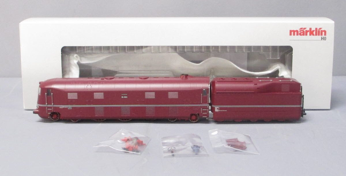 Marklin 39053 HO Scale DRG Class 05 Steam Locomotive & Tender – Trainz