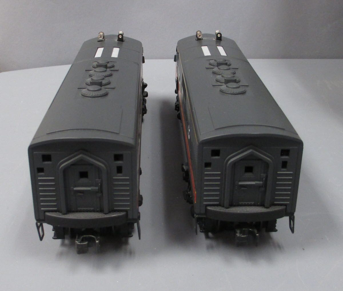 Williams 20188 Milwaukee Road F3 Diesel Locomotive AA Set – Trainz