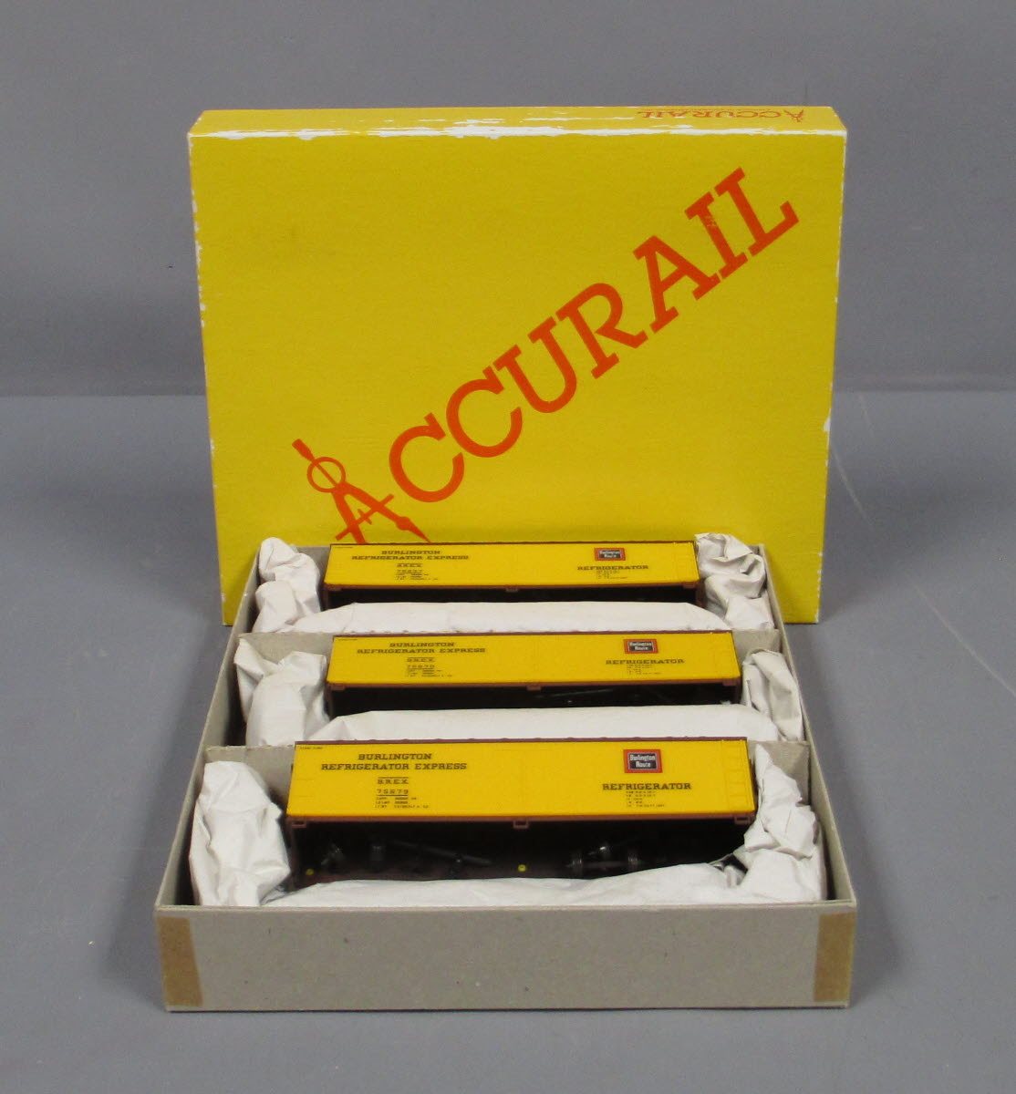 Accurail 4901 HO Burlington 3 Number Set 40'' Wood Reefers Kit (Set of ...