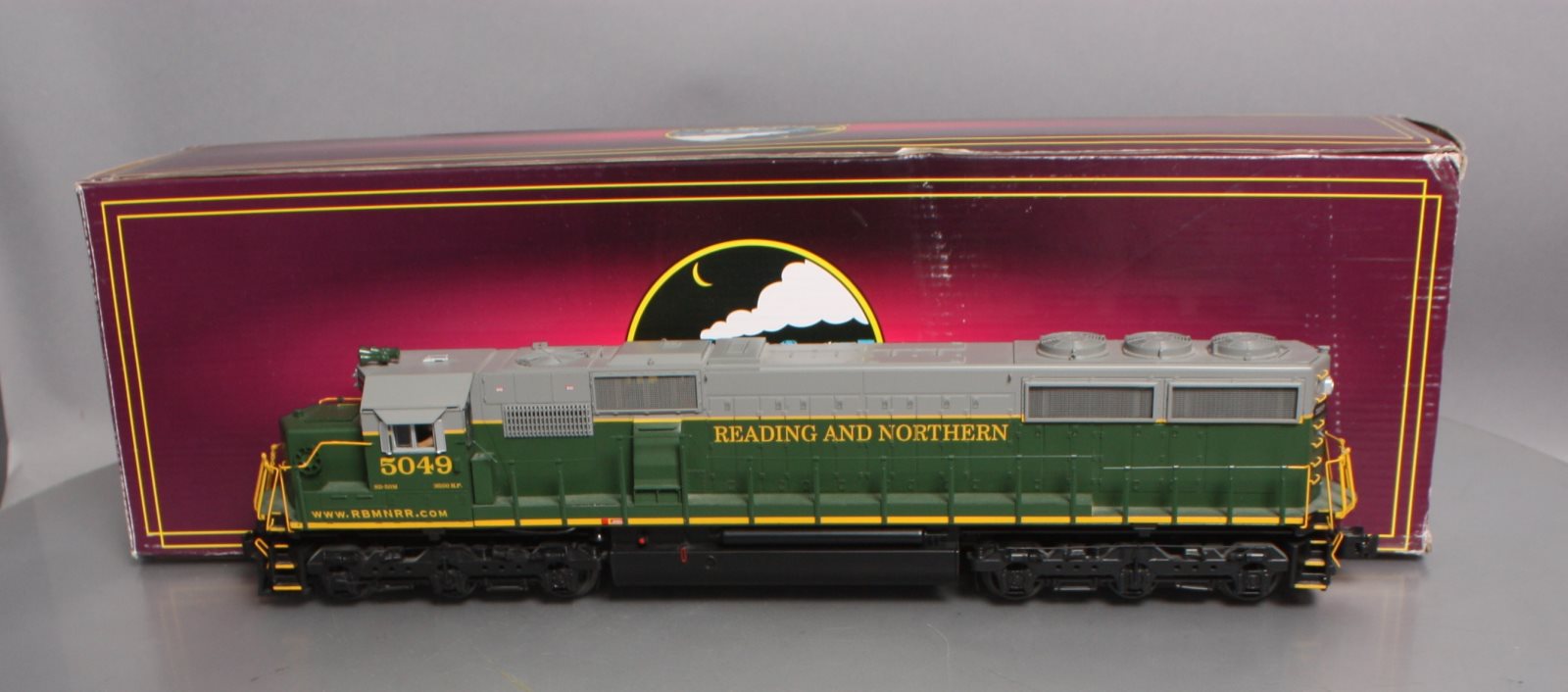 MTH 20-20182-3 Reading & Northern SD50 Non-Powered Diesel Engine #5049 ...