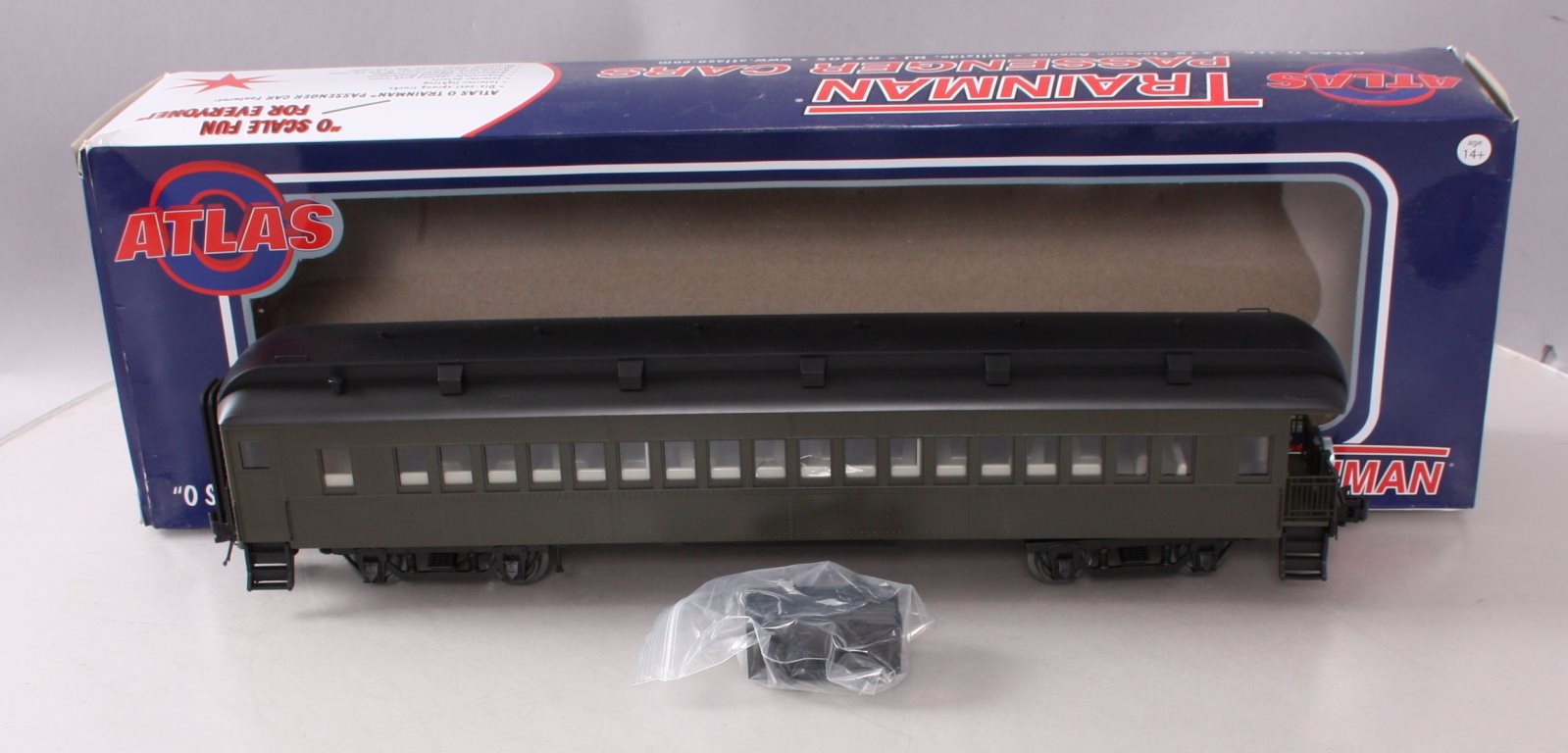 Atlas 2002700 O Gauge Unlettered 3 Rail Trainman 60' Observation Car ...