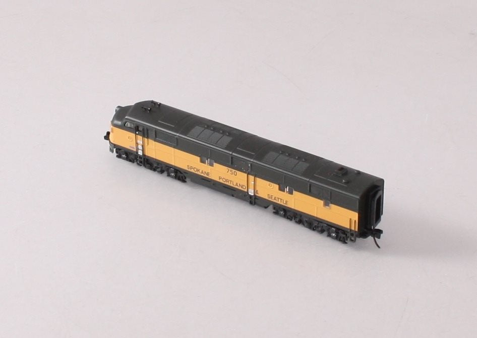 Broadway Limited 1670 N Scale SP&S EMD E7A Diesel Locomotive #750 – Trainz