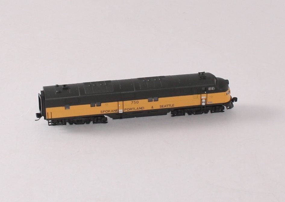 Broadway Limited 1670 N Scale SP&S EMD E7A Diesel Locomotive #750 – Trainz