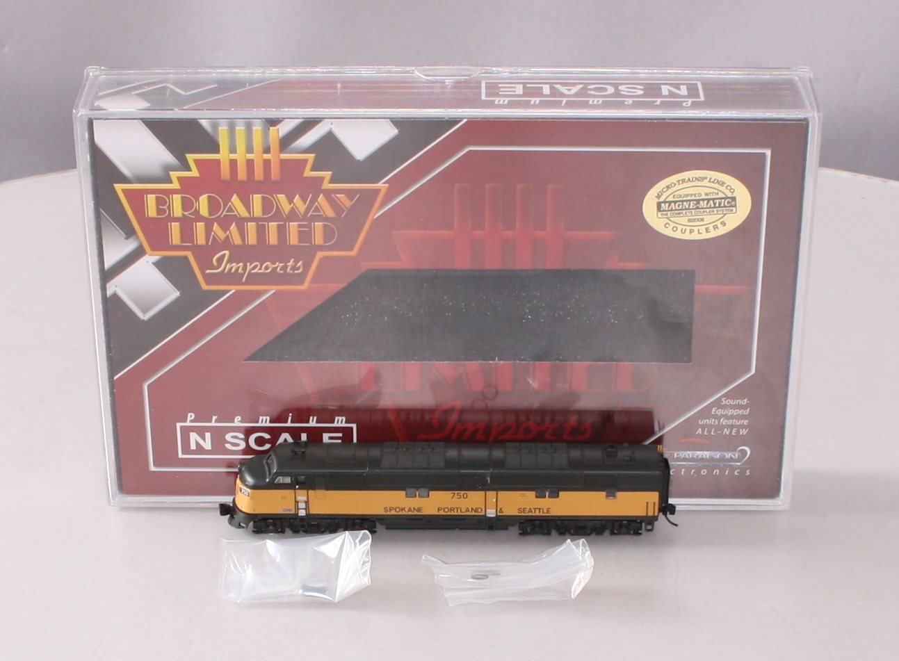 Broadway Limited 1670 N Scale SP&S EMD E7A Diesel Locomotive #750 – Trainz