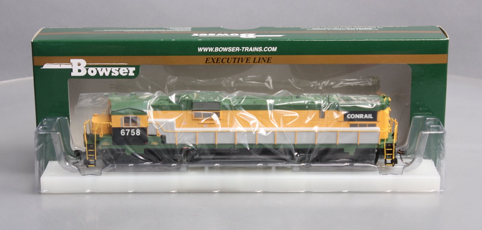 Bowser 23703 HO Scale Conrail Alco C630 Diesel Locomotive #6758 – Trainz