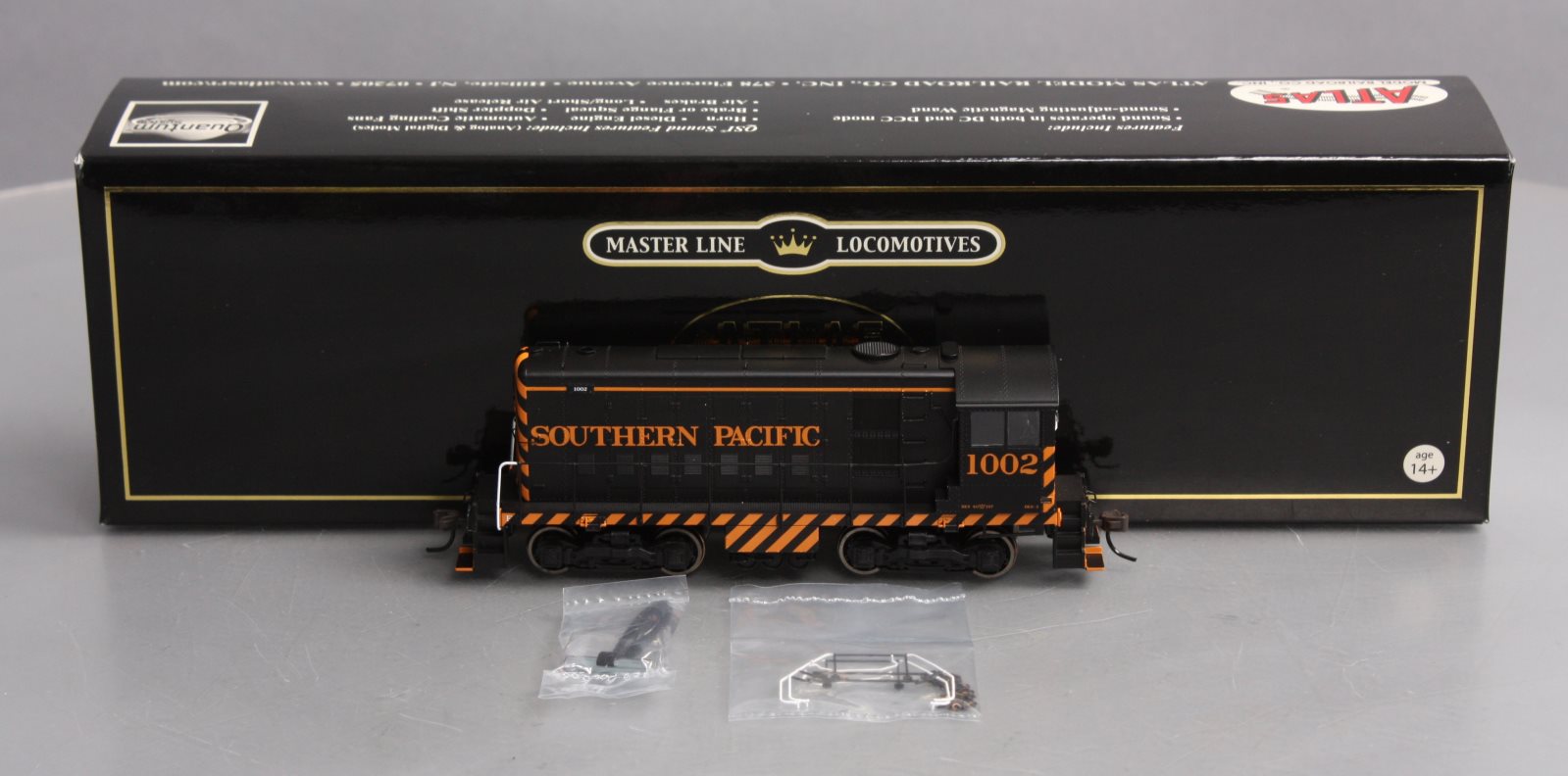 Atlas 10000796 Southern Pacific Alco HH600/660 #1002 w/DCC & Sound – Trainz