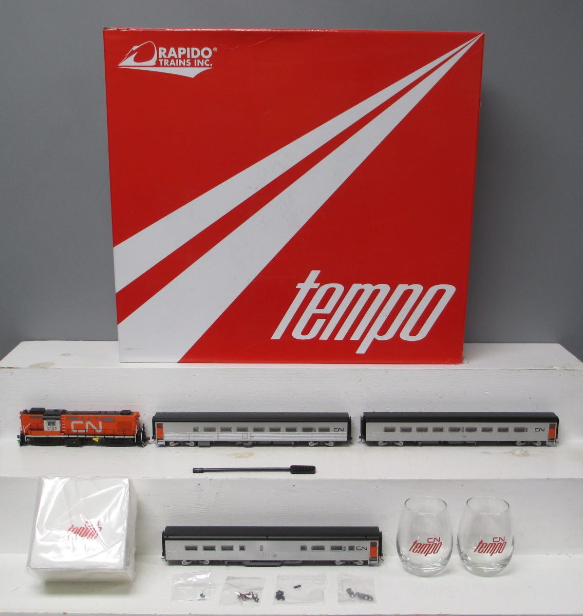 Rapido Trains 131002 HO CN Tempo 324/340/369 Set – Trainz