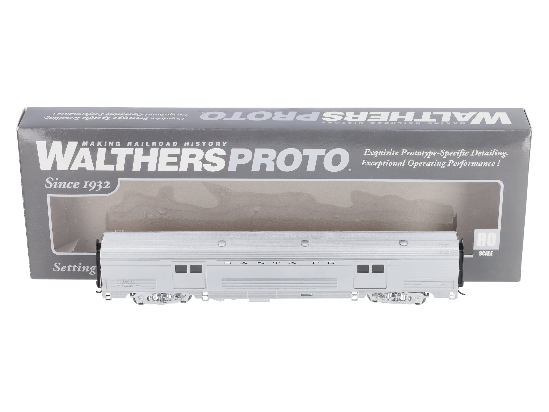 Walthers 920-9001 HO Scale ATSF 73' Budd Baggage Car – Trainz