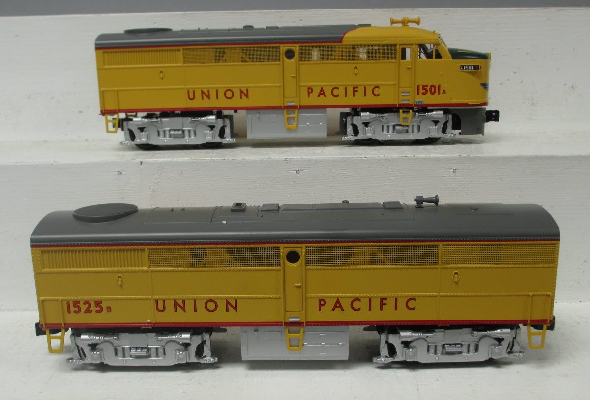 Williams 23201 O Union Pacific ALCO FA1 Powered & Dummy Diesel Loco #1 ...