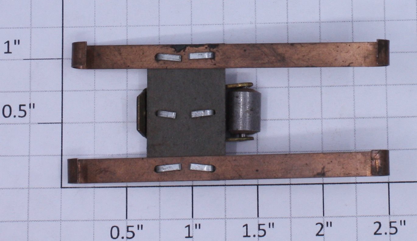 Acme 3000X-4 Center Collector Pickup Assembly with Copper Arms – Trainz