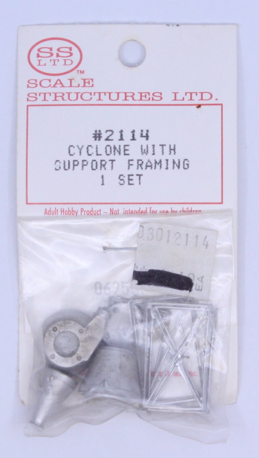 Scale Structures 2114 HO Scale Cyclone with Support Bracket – Trainz
