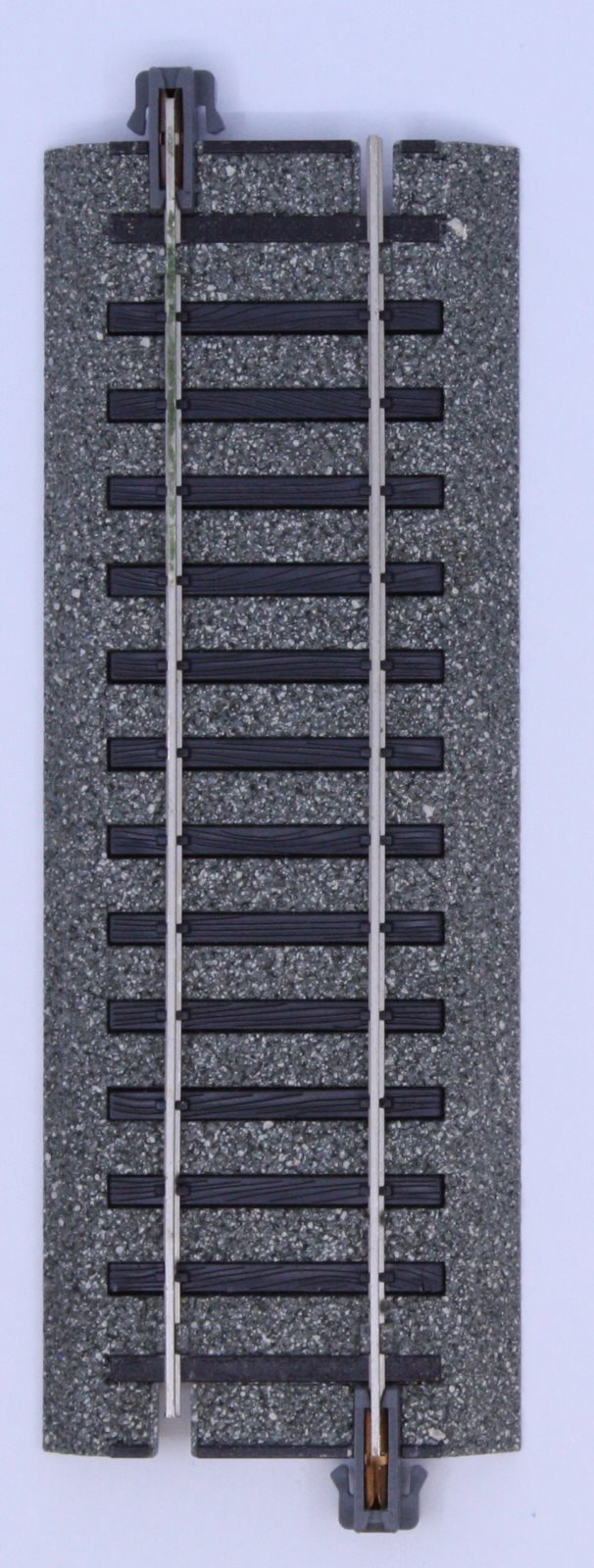 Kato 2-120 HO Code 83 4 1/2" Straight UniTrack Section-Single Piece of ...