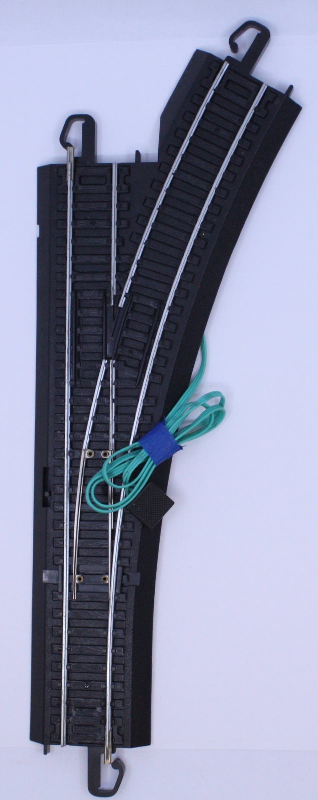 Bachmann 44462 HO E-Z Track Right-Hand Switch Turnout-Single Piece of ...