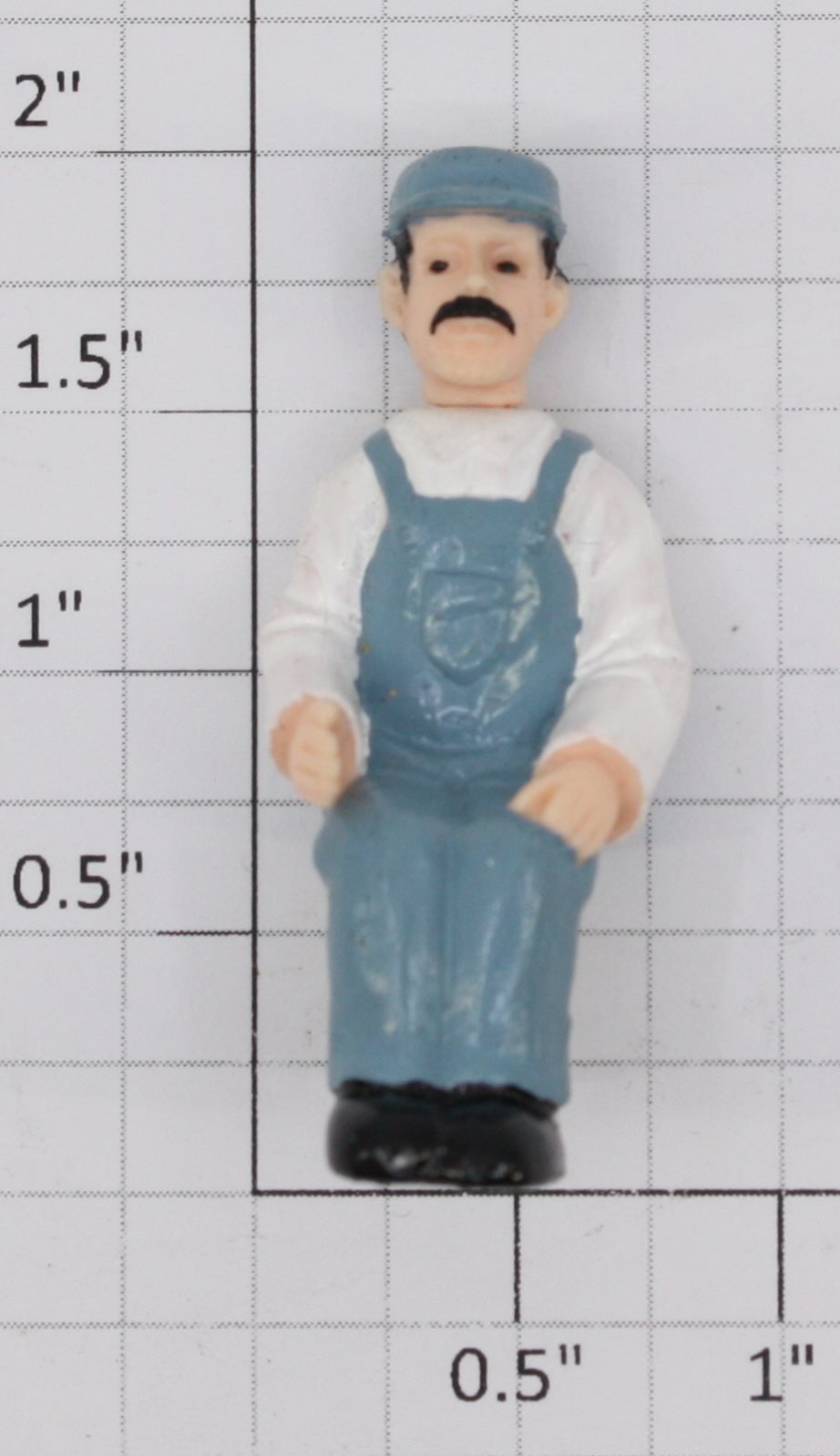 K-Line K2628-03-01 Left Hand Engineer Figure – Trainz