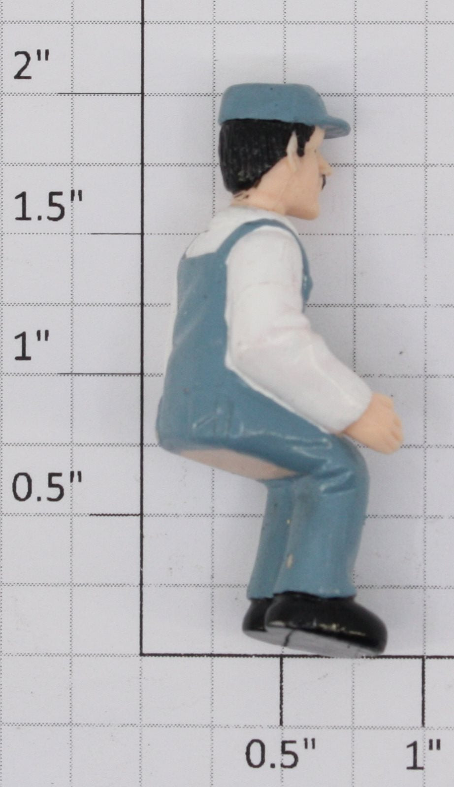 K-Line K2628-03-01 Left Hand Engineer Figure – Trainz