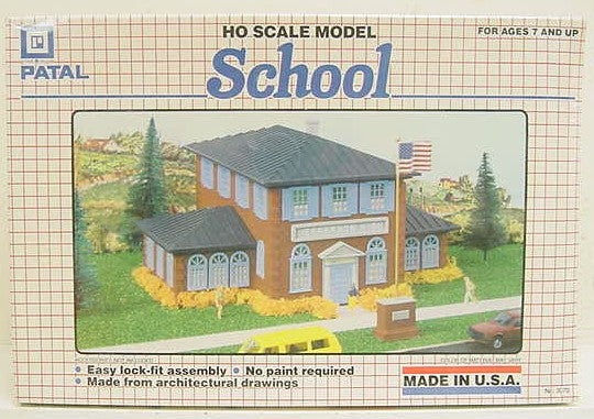 Patal 3070 HO Scale School Building Kit – Trainz