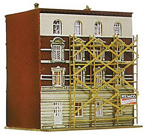 Model Power 2573 Remco Maintenance Built-Up Building – Trainz