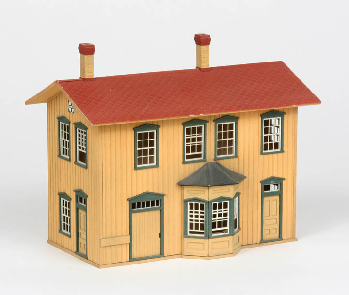 American Model Builders 125 HO Scale Laser Art Santa Fe 2-Story Depot ...