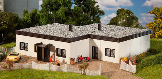 Faller 130199 HO Scale Flat-Roof Bungalow - Kit – Trainz