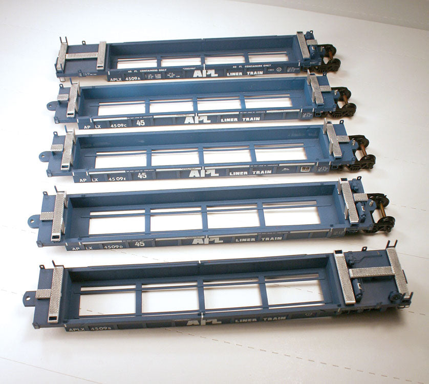 A-Line 26105 HO Undecorated Thrall 5-Unit Double-Stack Container Car ...