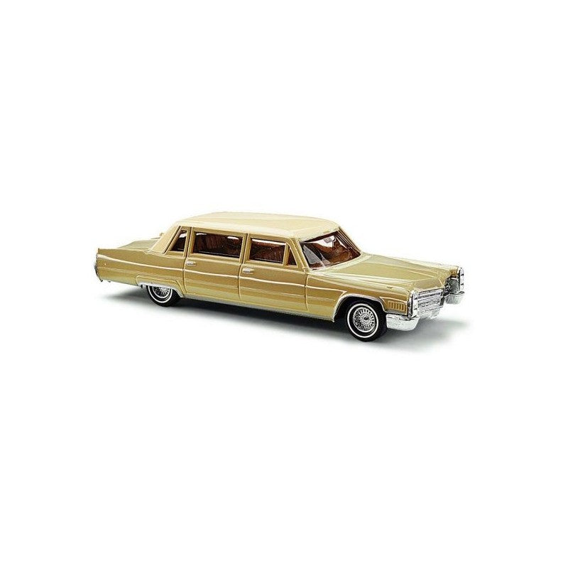 Busch 42955 HO 1966 Cadillac Limousine (Metallic Gold) – Trainz