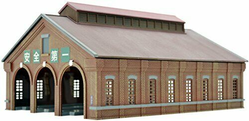 TomyTec 284475 N Triple-Track Brick Engine House Building Kit – Trainz