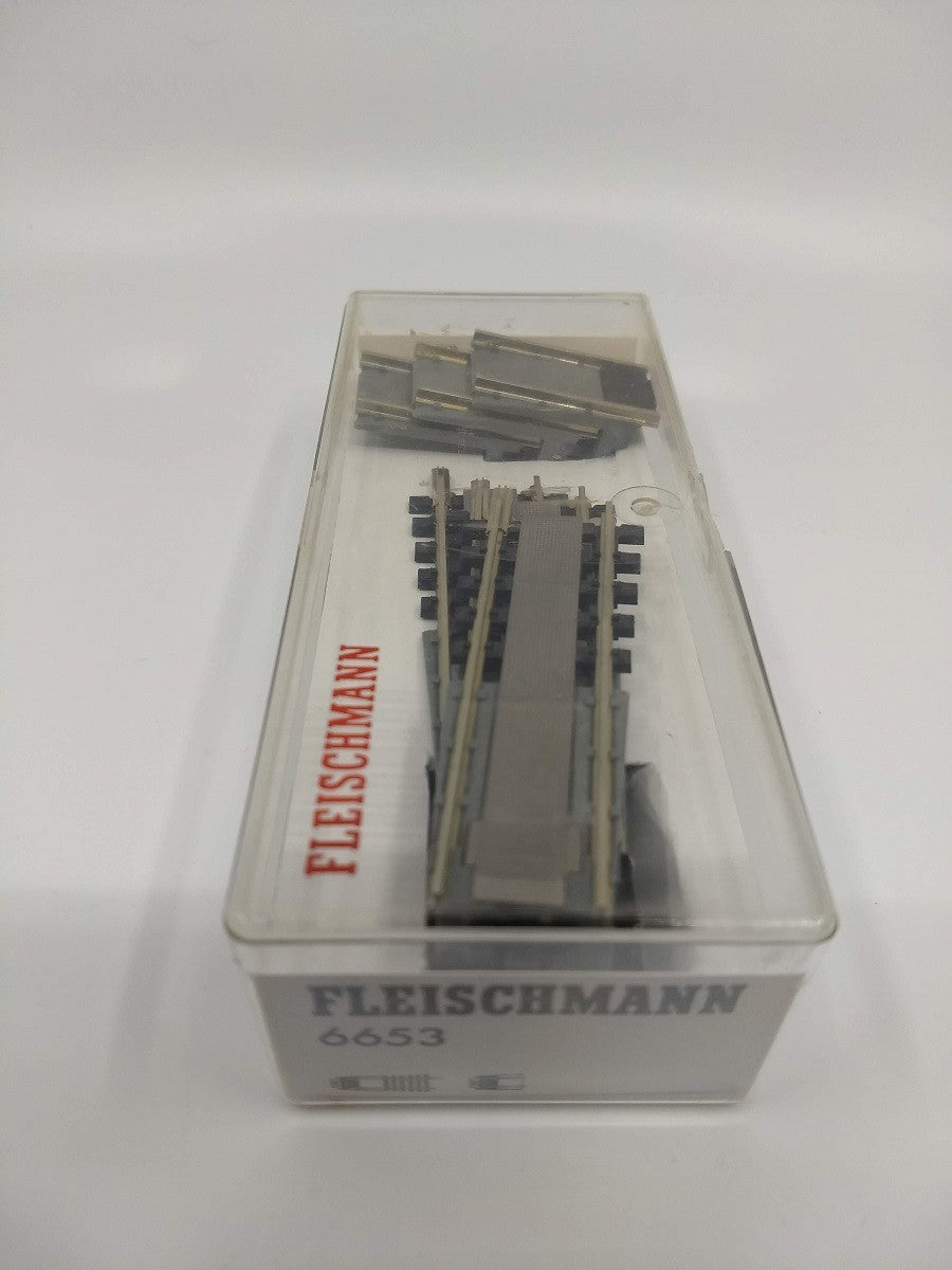 Fleischmann 6653 HO A/C Extension Set for 6651 Turntable – Trainz