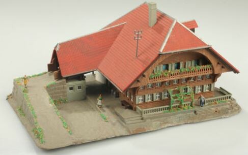 Kibri 7050 HO Farm House Building Kit – Trainz